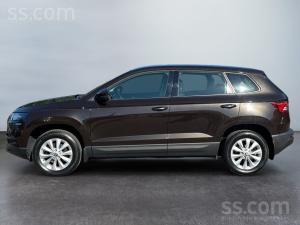 Brown Skoda Karoq 2019 in Riga, with an engine capacity of 1.00 L and mileage of 89 thousand km for 14530 €, photo 3 on AUTOMOTO.COM.LV