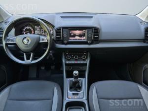Brown Skoda Karoq 2019 in Riga, with an engine capacity of 1.00 L and mileage of 89 thousand km for 14530 €, photo 11 on AUTOMOTO.COM.LV