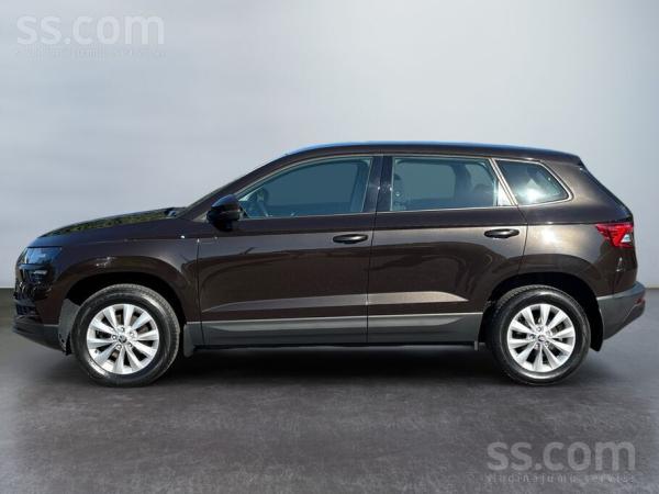 Brown Skoda Karoq 2019 in Riga, with an engine capacity of 1.00 L and mileage of 89 thousand km for 14530 €, photo 2 on AUTOMOTO.COM.LV