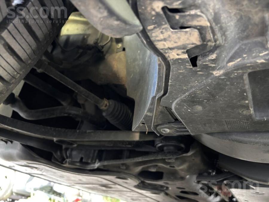 Brūns Skoda Karoq 2019 Rīga, ar dzinēja tilpumu 1.00 L un nobraukumu 89 tūkst. km par 13450 €, foto 20 vietnē AUTOMOTO.COM.LV