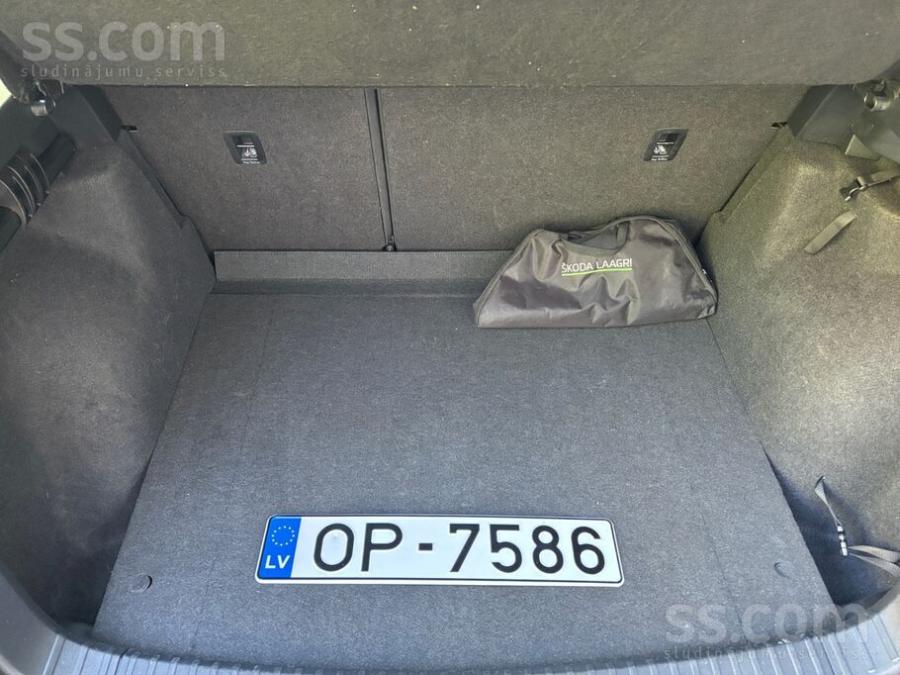 Brūns Skoda Karoq 2019 Rīga, ar dzinēja tilpumu 1.00 L un nobraukumu 89 tūkst. km par 13450 €, foto 21 vietnē AUTOMOTO.COM.LV