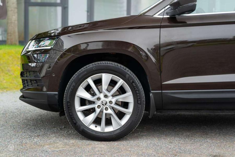 Brūns Skoda Karoq 2019 Viļņa, ar dzinēja tilpumu 1.50 L un nobraukumu 187 tūkst. km par 14500 €, foto 10 vietnē AUTOMOTO.COM.LV