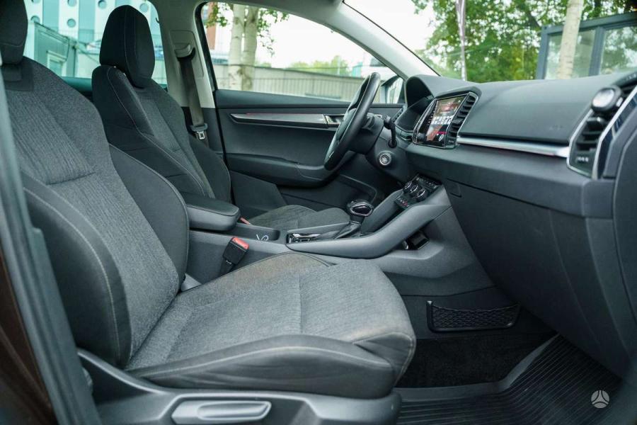 Brūns Skoda Karoq 2019 Viļņa, ar dzinēja tilpumu 1.50 L un nobraukumu 187 tūkst. km par 14500 €, foto 22 vietnē AUTOMOTO.COM.LV