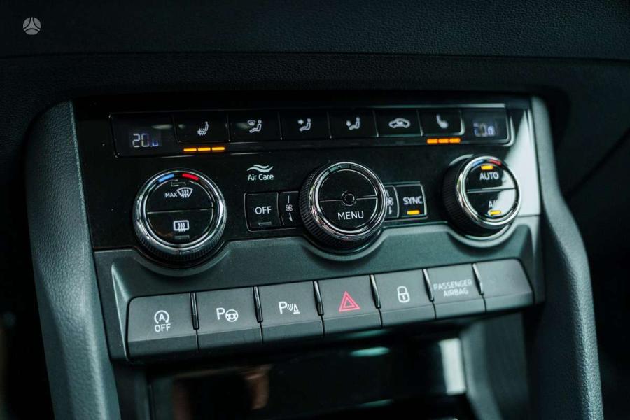 Brūns Skoda Karoq 2019 Viļņa, ar dzinēja tilpumu 1.50 L un nobraukumu 187 tūkst. km par 14500 €, foto 30 vietnē AUTOMOTO.COM.LV