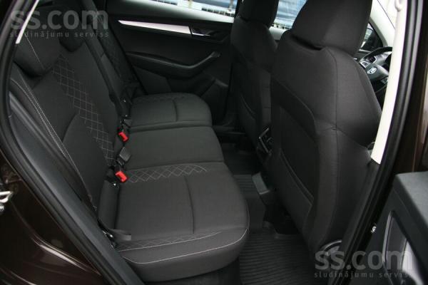Brown Skoda Karoq 2019 in Tukums, with an engine capacity of 1.60 L and mileage of 173 thousand km for 13400 €, photo 8 on AUTOMOTO.COM.LV