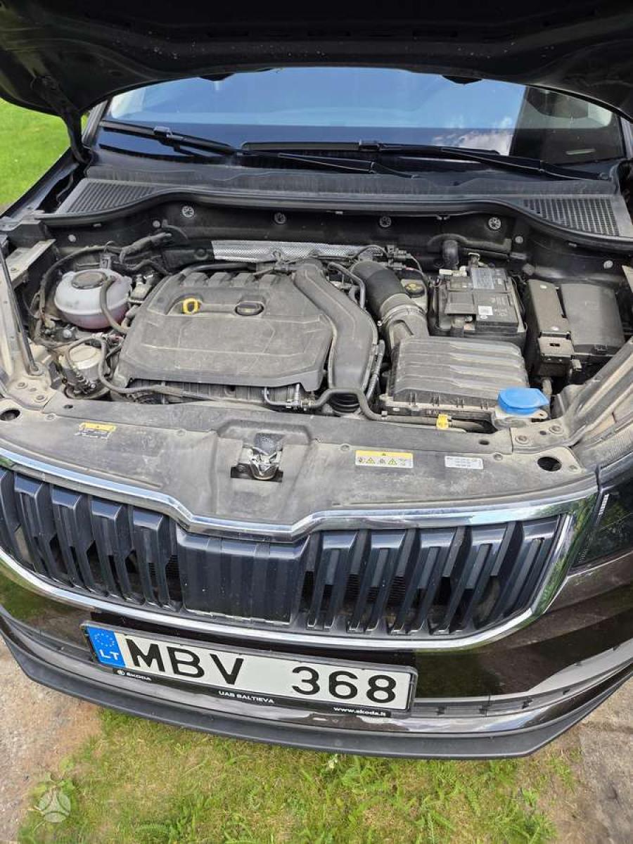 Brown Skoda Karoq 2021 in Kaunas, with an engine capacity of 1.50 L and mileage of 74 thousand km for 20300 €, photo 1 on AUTOMOTO.COM.LV