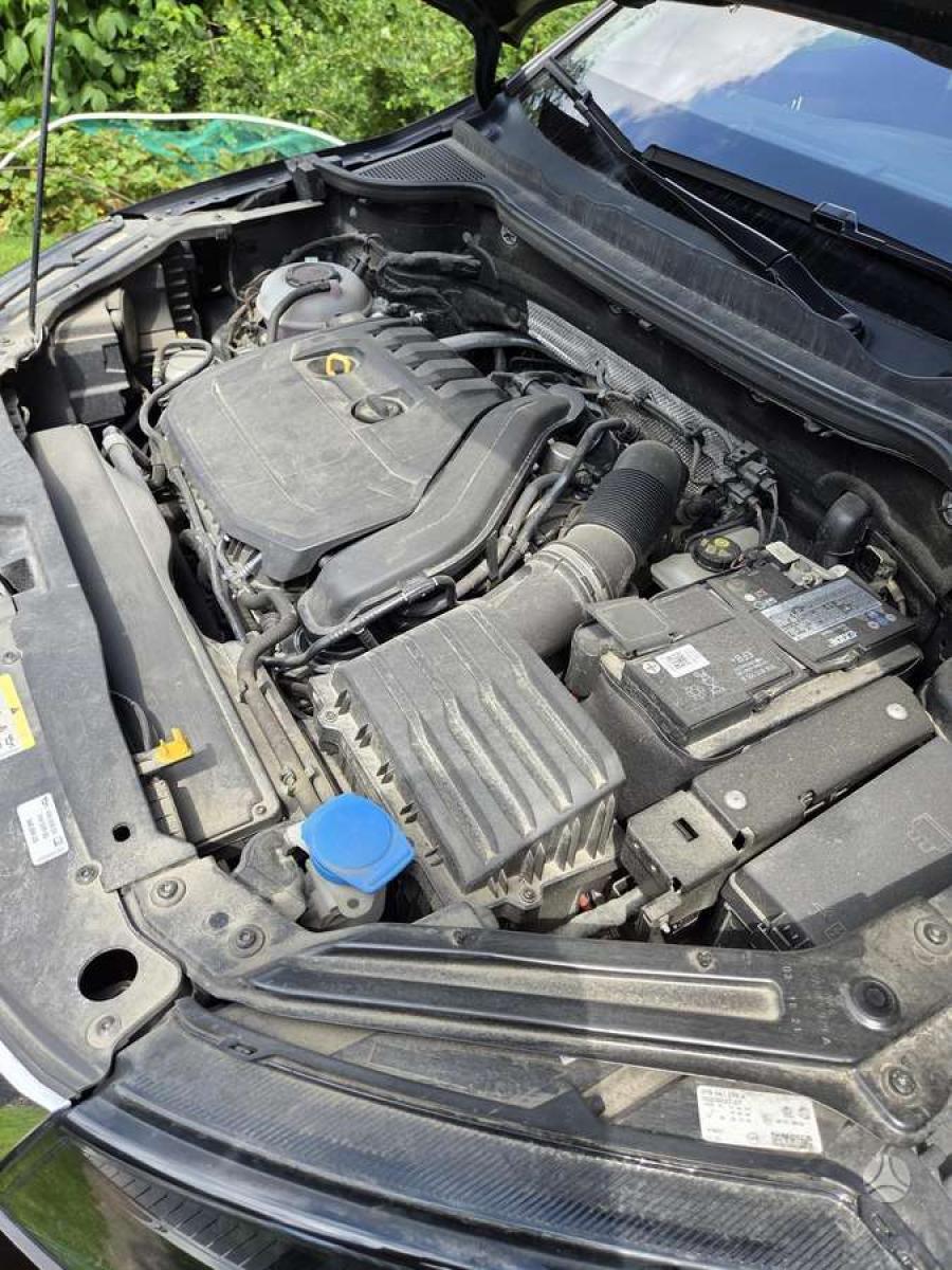 Brown Skoda Karoq 2021 in Kaunas, with an engine capacity of 1.50 L and mileage of 74 thousand km for 20300 €, photo 3 on AUTOMOTO.COM.LV