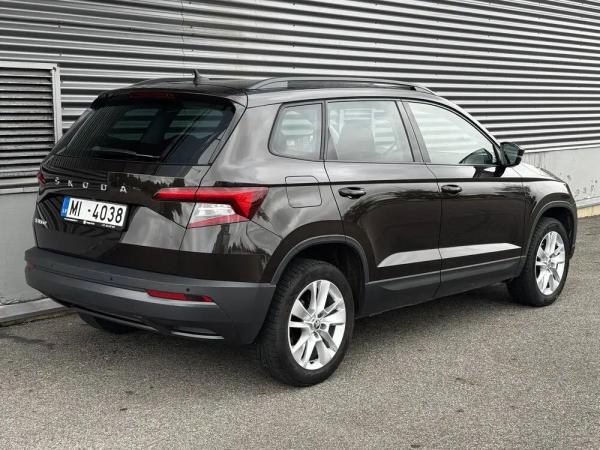 Brūns Skoda Karoq 2021 Rīga, ar dzinēja tilpumu 1.50 L un nobraukumu 138 tūkst. km par 16500 €, foto 5 vietnē AUTOMOTO.COM.LV