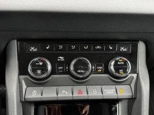 Brūns Skoda Karoq 2021 Rīga, ar dzinēja tilpumu 1.50 L un nobraukumu 138 tūkst. km par 16500 €, foto 20 vietnē AUTOMOTO.COM.LV