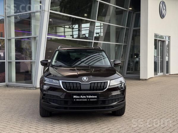 Brown Skoda Karoq 2021 in Valmiera, with an engine capacity of 2.00 L and mileage of 179 thousand km for 18500 €, photo 3 on AUTOMOTO.COM.LV