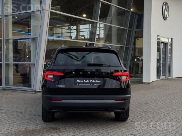 Brown Skoda Karoq 2021 in Valmiera, with an engine capacity of 2.00 L and mileage of 156 thousand km for 17500 €, photo 6 on AUTOMOTO.COM.LV