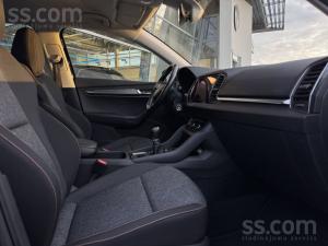 Brown Skoda Karoq 2021 in Valmiera, with an engine capacity of 2.00 L and mileage of 156 thousand km for 17500 €, photo 24 on AUTOMOTO.COM.LV