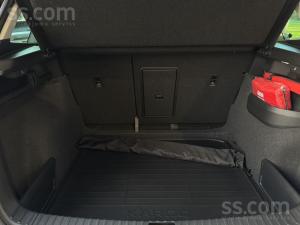 Brown Skoda Karoq 2021 in Valmiera, with an engine capacity of 2.00 L and mileage of 156 thousand km for 17500 €, photo 27 on AUTOMOTO.COM.LV