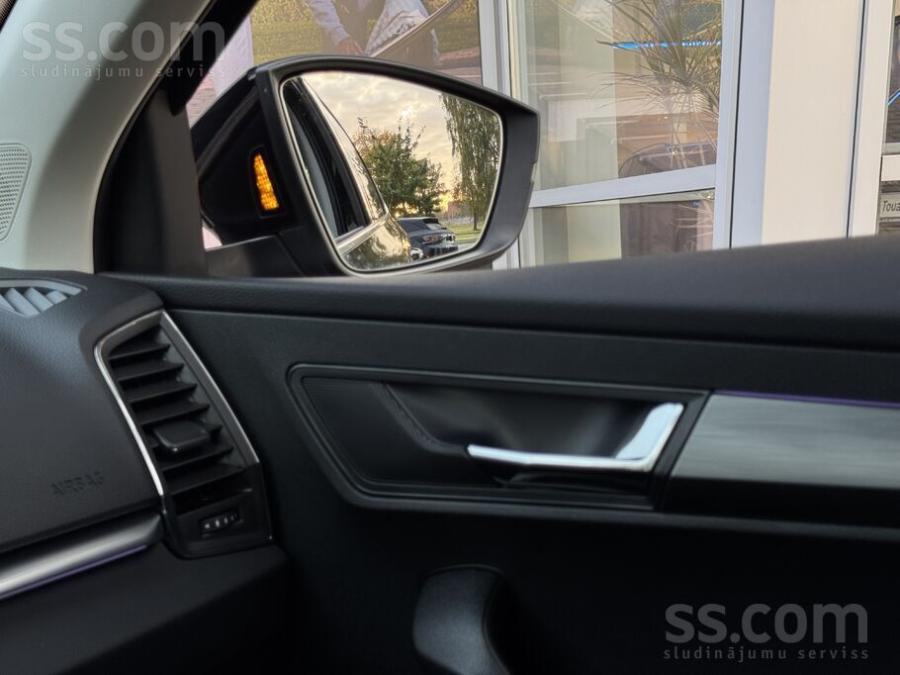 Brown Skoda Karoq 2021 in Valmiera, with an engine capacity of 2.00 L and mileage of 156 thousand km for 17500 €, photo 28 on AUTOMOTO.COM.LV