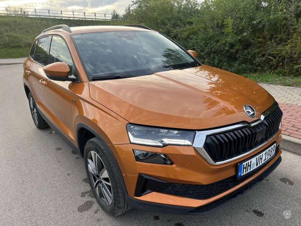 Brūns Skoda Karoq 2026 Telšiai, ar dzinēja tilpumu 1.97 L un nobraukumu 6 tūkst. km par 25500 €, foto 3 vietnē AUTOMOTO.COM.LV