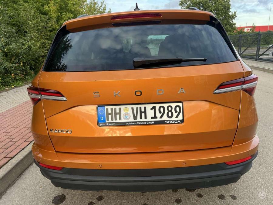 Brūns Skoda Karoq 2026 Telšiai, ar dzinēja tilpumu 1.97 L un nobraukumu 6 tūkst. km par 25500 €, foto 4 vietnē AUTOMOTO.COM.LV