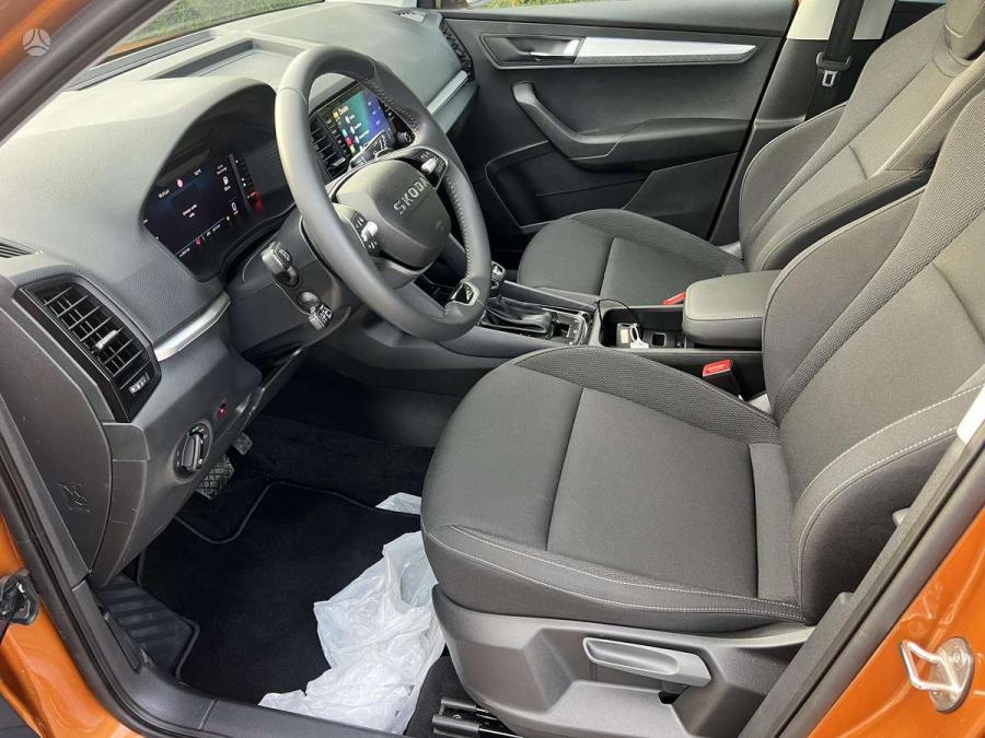 Brūns Skoda Karoq 2026 Telšiai, ar dzinēja tilpumu 1.97 L un nobraukumu 6 tūkst. km par 25500 €, foto 22 vietnē AUTOMOTO.COM.LV
