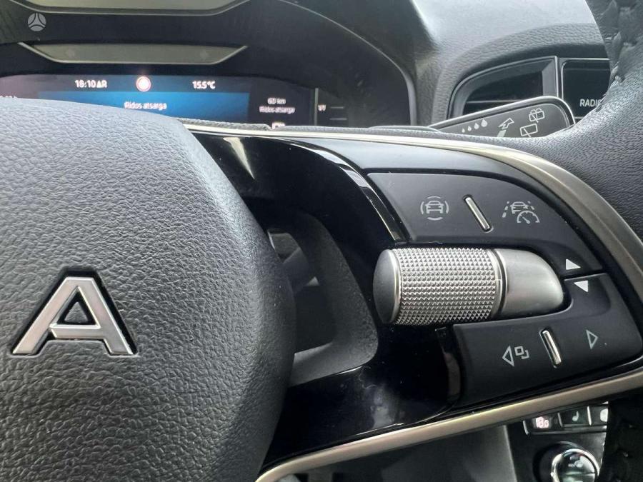 Brūns Skoda Karoq 2026 Telšiai, ar dzinēja tilpumu 1.97 L un nobraukumu 6 tūkst. km par 25500 €, foto 26 vietnē AUTOMOTO.COM.LV