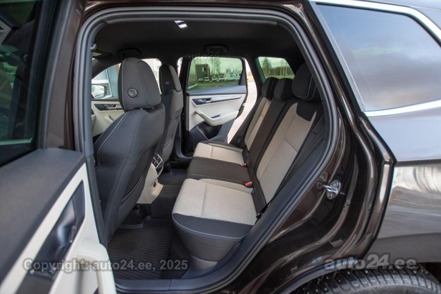 Brown Skoda Karoq 2018 in Parnu, with an engine capacity of 1.50 L and mileage of 105 thousand km for 17899 €, photo 22 on AUTOMOTO.COM.LV