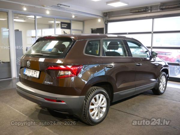 Brūns Skoda Karoq 2019 Tallina, ar dzinēja tilpumu 1.00 L un nobraukumu 88 tūkst. km par 12500 €, foto 3 vietnē AUTOMOTO.COM.LV