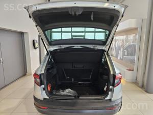 Skoda Karoq 2020 Liepāja, ar dzinēja tilpumu 1.50 L un nobraukumu 17 tūkst. km par 20990 €, foto 12 vietnē AUTOMOTO.COM.LV