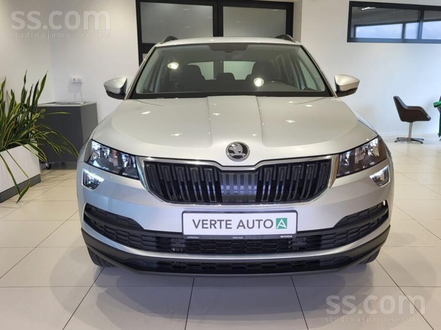 Skoda Karoq 2022 in Riga, with an engine capacity of 2.00 L and mileage of 167 thousand km for 17490 €, photo 2 on AUTOMOTO.COM.LV