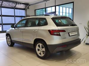 Skoda Karoq 2022 in Riga, with an engine capacity of 2.00 L and mileage of 167 thousand km for 17490 €, photo 4 on AUTOMOTO.COM.LV