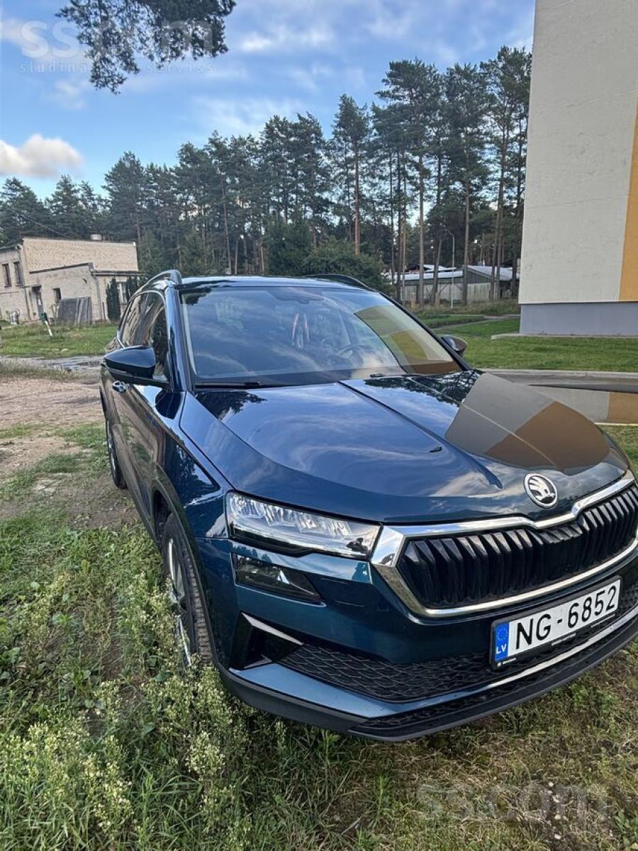 Skoda Karoq 2022 Rīga, ar dzinēja tilpumu 1.00 L un nobraukumu 127 tūkst. km par 16700 €, foto 1 vietnē AUTOMOTO.COM.LV