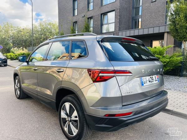 Skoda Karoq 2023 in Kaunas, with an engine capacity of 2.00 L and mileage of 196 thousand km for 16850 €, photo 3 on AUTOMOTO.COM.LV