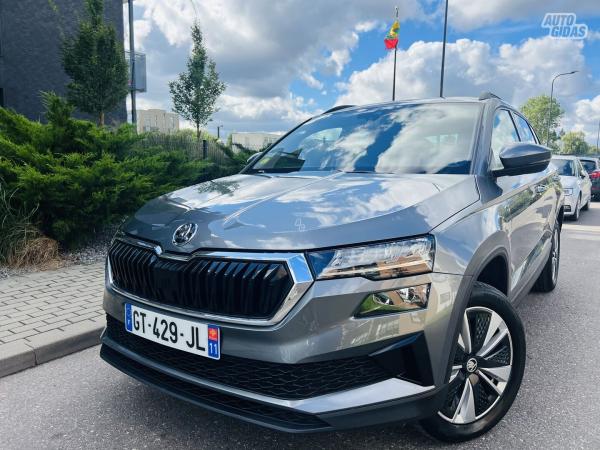 Skoda Karoq 2023 in Kaunas, with an engine capacity of 2.00 L and mileage of 196 thousand km for 16850 €, photo 8 on AUTOMOTO.COM.LV