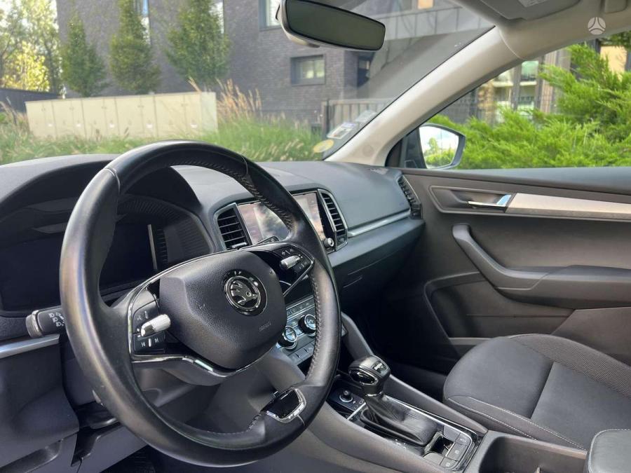 Skoda Karoq 2023 in Kaunas, with an engine capacity of 1.97 L and mileage of 196 thousand km for 16700 €, photo 20 on AUTOMOTO.COM.LV