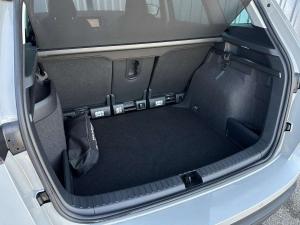 Skoda Karoq 2024 Kauņa, ar dzinēja tilpumu 1.50 L un nobraukumu 88 tūkst. km par 27271 €, foto 14 vietnē AUTOMOTO.COM.LV