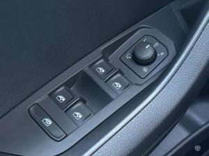 Skoda Karoq 2024 Kauņa, ar dzinēja tilpumu 1.50 L un nobraukumu 88 tūkst. km par 27271 €, foto 27 vietnē AUTOMOTO.COM.LV