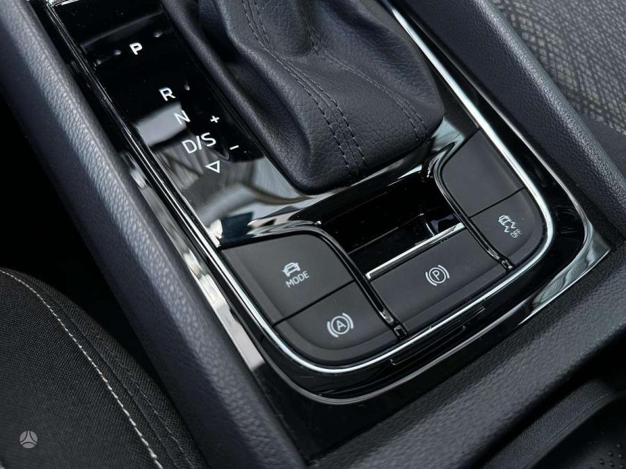 Skoda Karoq 2024 Kauņa, ar dzinēja tilpumu 1.50 L un nobraukumu 88 tūkst. km par 27271 €, foto 34 vietnē AUTOMOTO.COM.LV