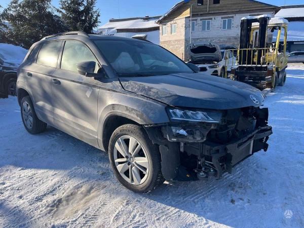 Skoda Karoq 2025 in Kaunas, with an engine capacity of 1.97 L and mileage of 11 thousand km for 14500 €, photo 2 on AUTOMOTO.COM.LV