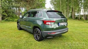 Zaļš Skoda Karoq 2018 Kuldīga, ar dzinēja tilpumu 1.50 L un nobraukumu 110 tūkst. km par 19050 €, foto 4 vietnē AUTOMOTO.COM.LV