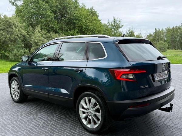 Green Skoda Karoq 2018 in Utena, with an engine capacity of 1.97 L and mileage of 232 thousand km for 13950 €, photo 4 on AUTOMOTO.COM.LV
