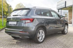 Grey Skoda Karoq 2018 in Kaunas, with an engine capacity of 1.50 L and mileage of 55 thousand km for 26510 €, photo 3 on AUTOMOTO.COM.LV