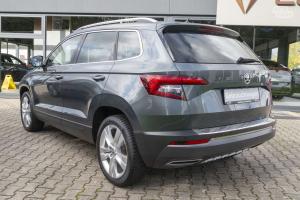 Grey Skoda Karoq 2018 in Kaunas, with an engine capacity of 1.50 L and mileage of 55 thousand km for 26510 €, photo 4 on AUTOMOTO.COM.LV