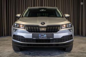Grey Skoda Karoq 2018 in Marijampole, with an engine capacity of 1.00 L and mileage of 202 thousand km for 11250 €, photo 2 on AUTOMOTO.COM.LV