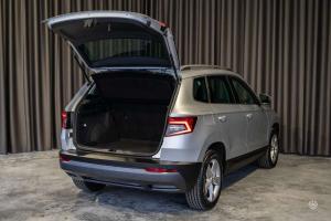 Grey Skoda Karoq 2018 in Marijampole, with an engine capacity of 1.00 L and mileage of 202 thousand km for 11250 €, photo 7 on AUTOMOTO.COM.LV