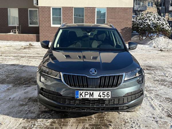Pelēks Skoda Karoq 2018 Kauņa, ar dzinēja tilpumu 1.60 L un nobraukumu 129 tūkst. km par 15900 €, foto 3 vietnē AUTOMOTO.COM.LV