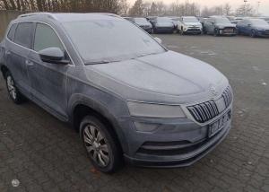 Pelēks Skoda Karoq 2018 Plungė, ar dzinēja tilpumu 1.50 L un nobraukumu 15 tūkst. km par 10200 €, foto 2 vietnē AUTOMOTO.COM.LV