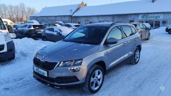 Grey Skoda Karoq 2018 in Klaipeda, with an engine capacity of 1.50 L and mileage of 89 thousand km for 15950 €, photo 9 on AUTOMOTO.COM.LV