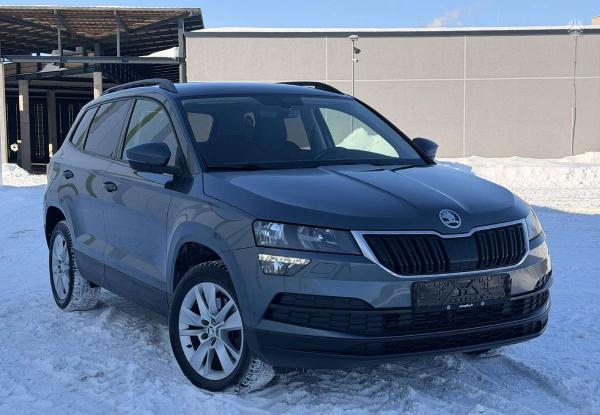 Pelēks Skoda Karoq 2018 Raseiniai, ar dzinēja tilpumu 1.60 L un nobraukumu 236 tūkst. km par 12999 €, foto 1 vietnē AUTOMOTO.COM.LV