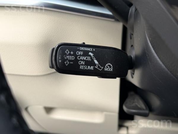 Grey Skoda Karoq 2018 in Riga, with an engine capacity of 1.50 L and mileage of 136 thousand km for 16400 €, photo 6 on AUTOMOTO.COM.LV