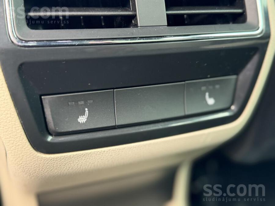 Pelēks Skoda Karoq 2018 Rīga, ar dzinēja tilpumu 1.50 L un nobraukumu 136 tūkst. km par 16400 €, foto 19 vietnē AUTOMOTO.COM.LV