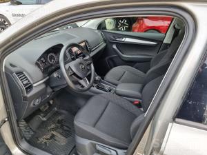 Grey Skoda Karoq 2018 in Riga, with an engine capacity of 1.50 L and mileage of 150 thousand km for 14500 €, photo 7 on AUTOMOTO.COM.LV