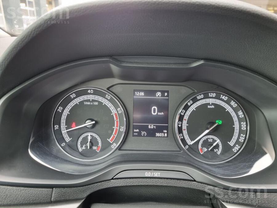 Grey Skoda Karoq 2018 in Riga, with an engine capacity of 1.50 L and mileage of 150 thousand km for 14500 €, photo 9 on AUTOMOTO.COM.LV