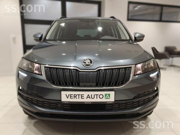 Pelēks Skoda Karoq 2018 Rīga, ar dzinēja tilpumu 1.60 L un nobraukumu 124 tūkst. km par 15290 €, foto 2 vietnē AUTOMOTO.COM.LV